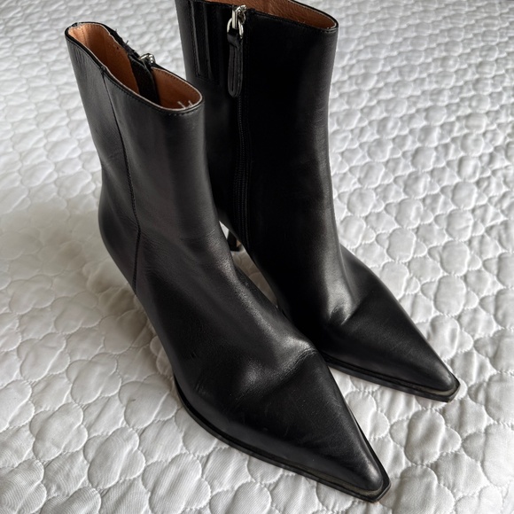 Alias Mae | Shoes | Alias Mae Leather Freya Boot In Black Size 39 Us 8 ...